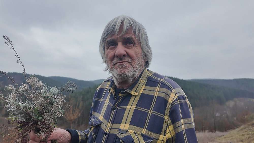 GLAS ZAPADNE SRBIJE - Čudesni travar Moma Deljanin mnogi tvrde da im je ...