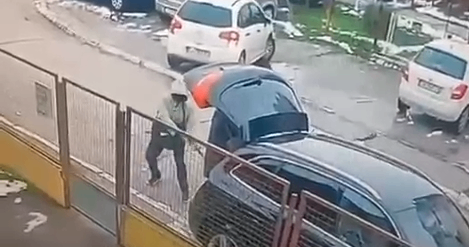 GLAS ZAPADNE SRBIJE - Prišao mu je sa leđa i pucao u noge a onda pobegao pogledajte snimak ...